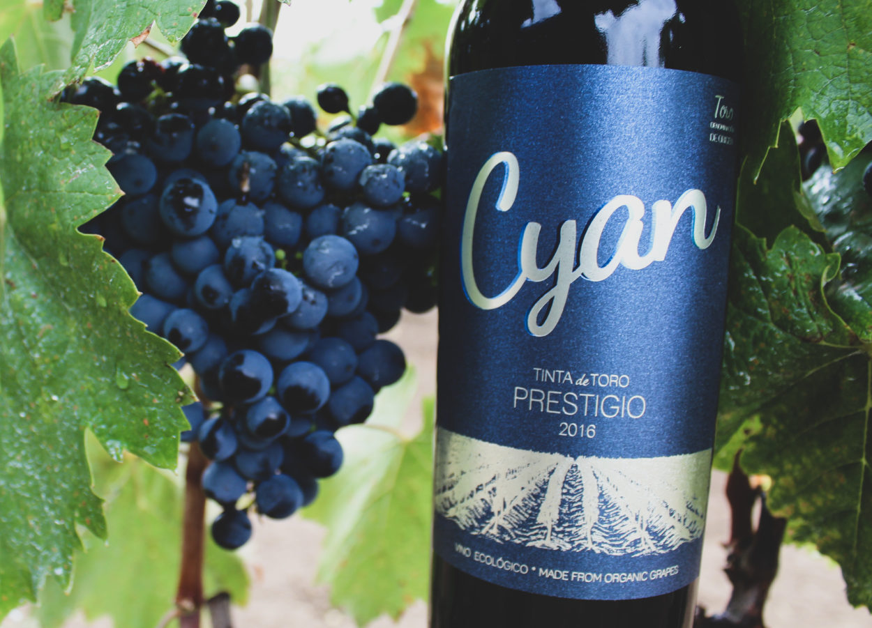 Vino recomendado - Cyan Prestigio - D.O. Toro Ecológico